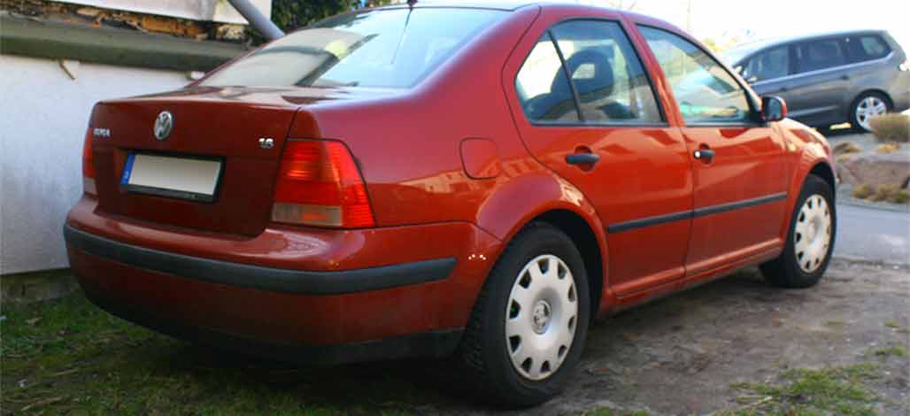 VW Bora 1.6 Heckansicht | Gebrauchtwagenberater.de
